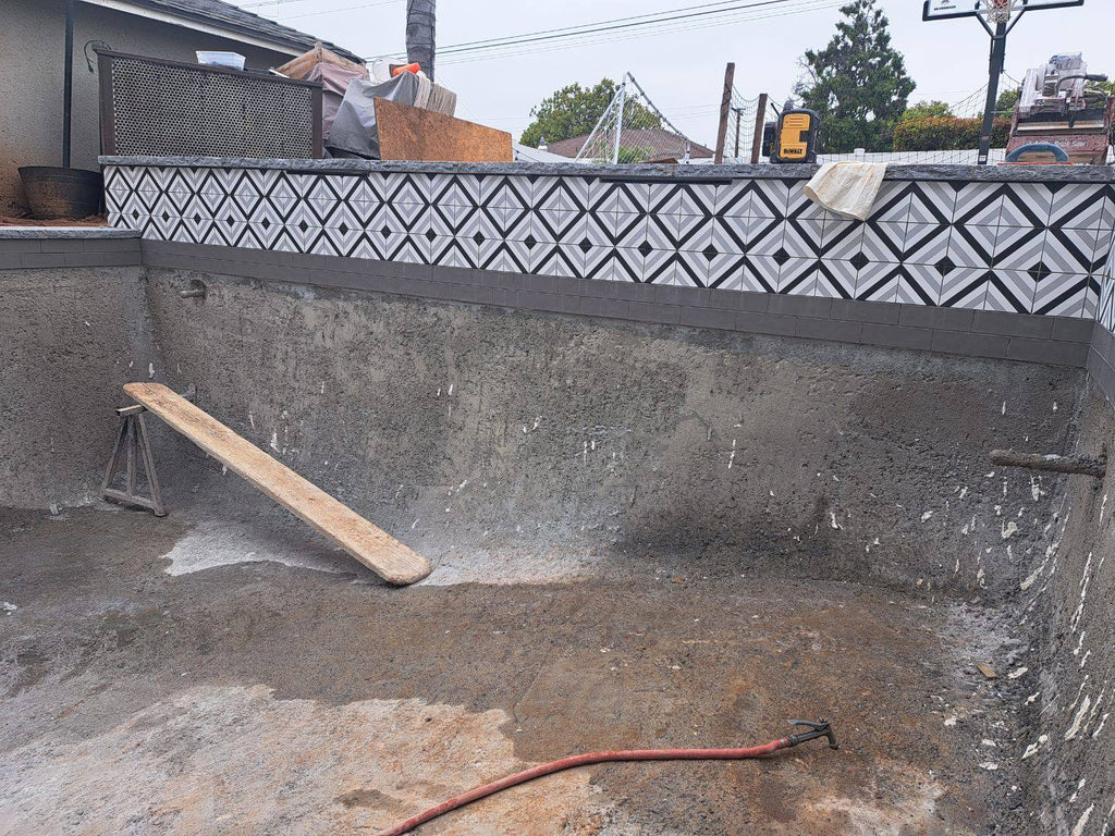 Frame Stripes (Group 4) – Ontario Pool Tile