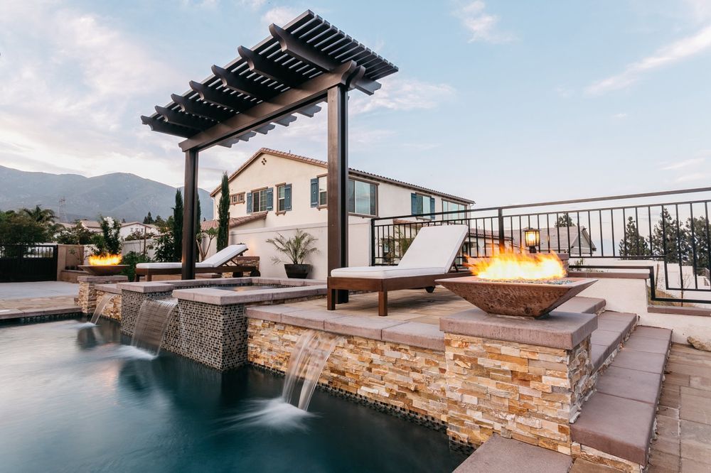 Golden White Split Face (Group 5) – Ontario Pool Tile