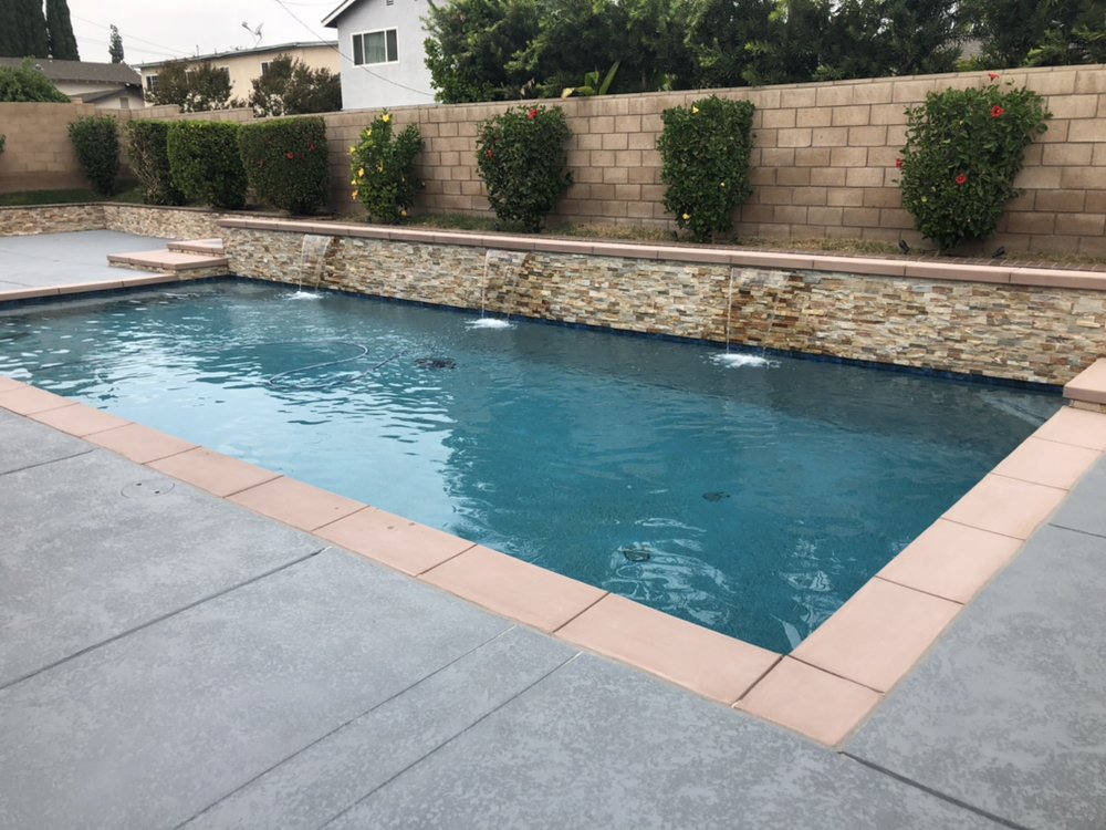 Golden White Split Face (Group 5) – Ontario Pool Tile